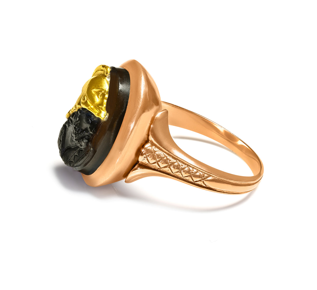 Unusual Victorian Gold Sardonyx Cameo Men's Ring