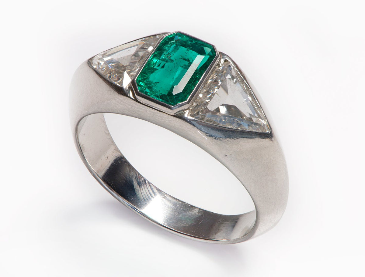 Art Deco Colombian Emerald Triangular Diamond Platinum Ring