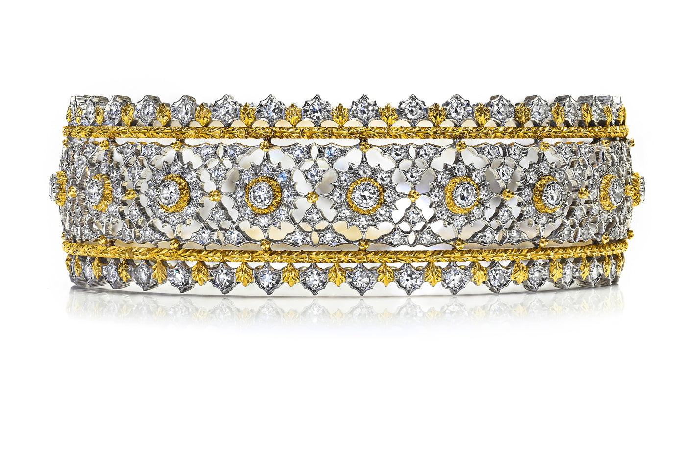 Buccellati 18K Gold Diamond Bangle Bracelet