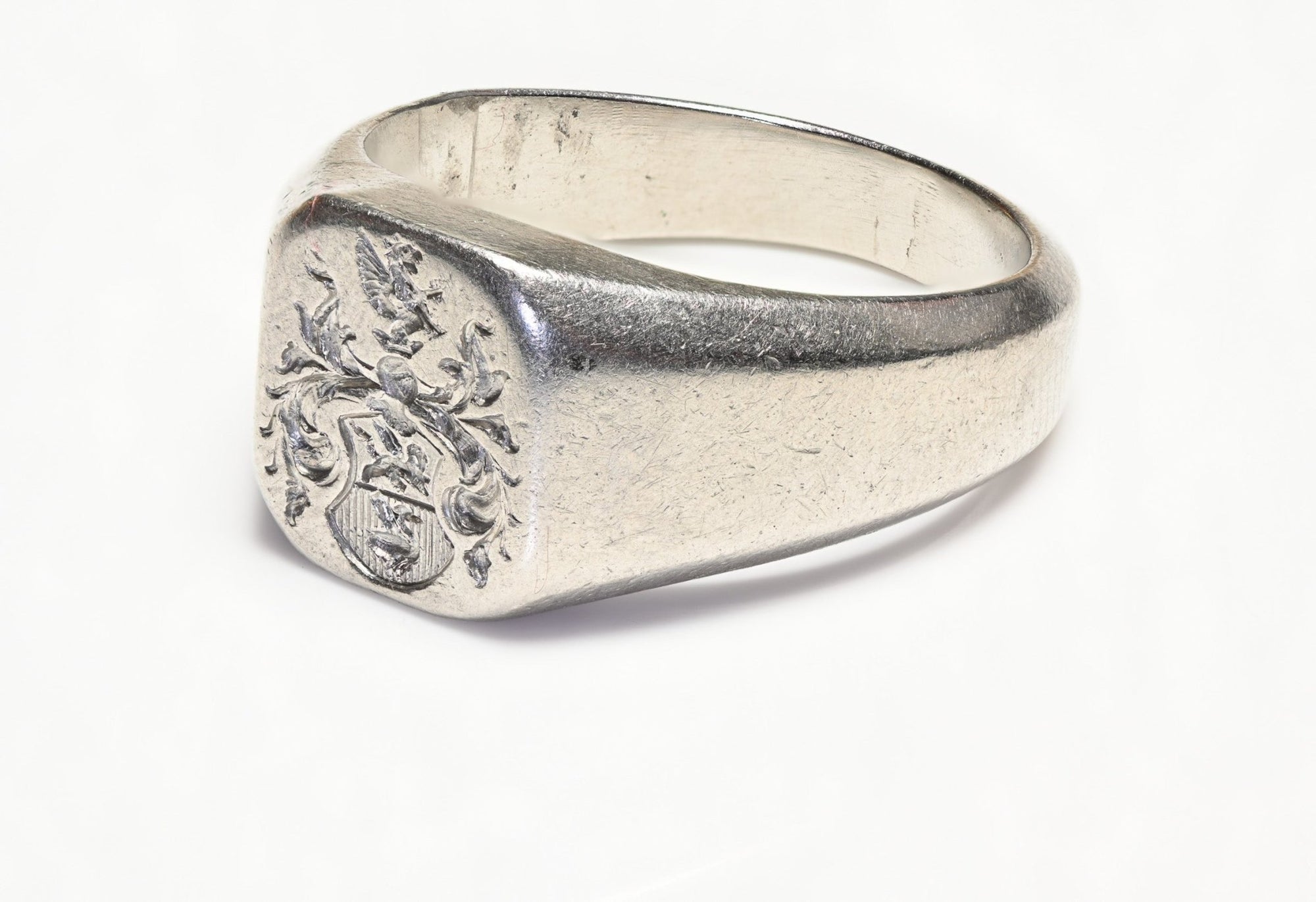 Cartier Platinum Crest Men's Ring