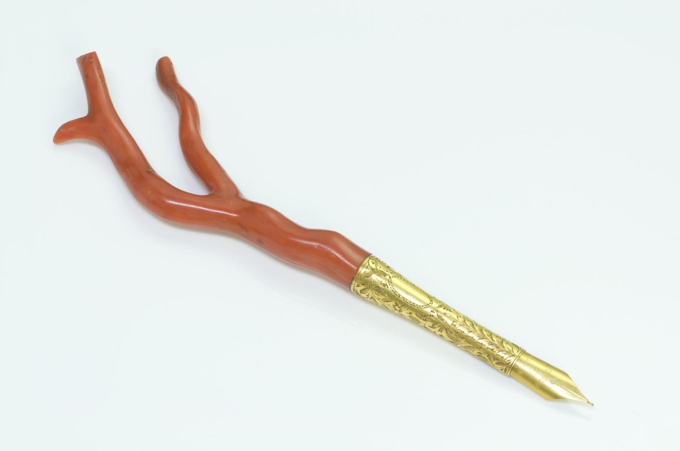 Coral 14K Yellow Gold Vintage Ink Pen