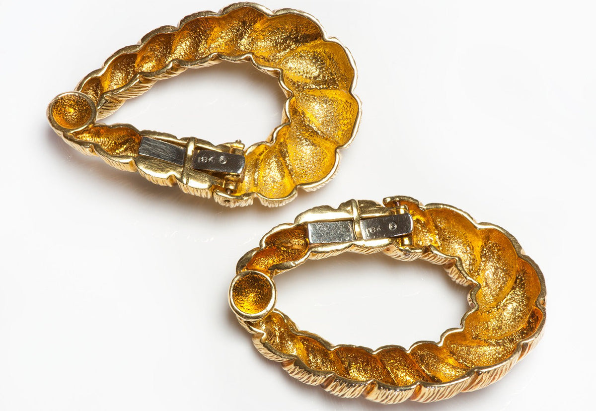 Vintage 18K Yellow Gold Reeded Twist Hoop Earrings