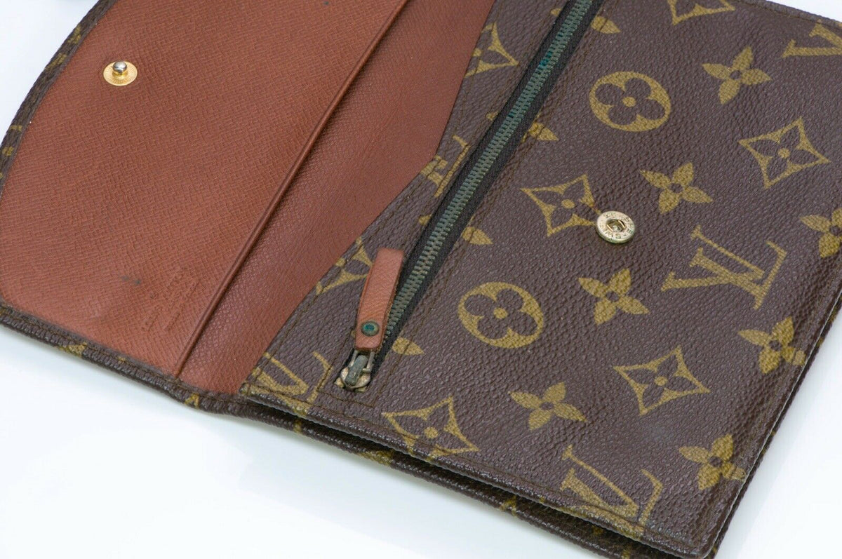 Vintage Louis Vuitton LV Brown Monogram Envelope Wallet